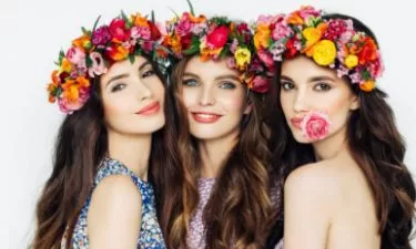 Dublin Flower Crown Class - €48 - Dublin Hen Party Activities